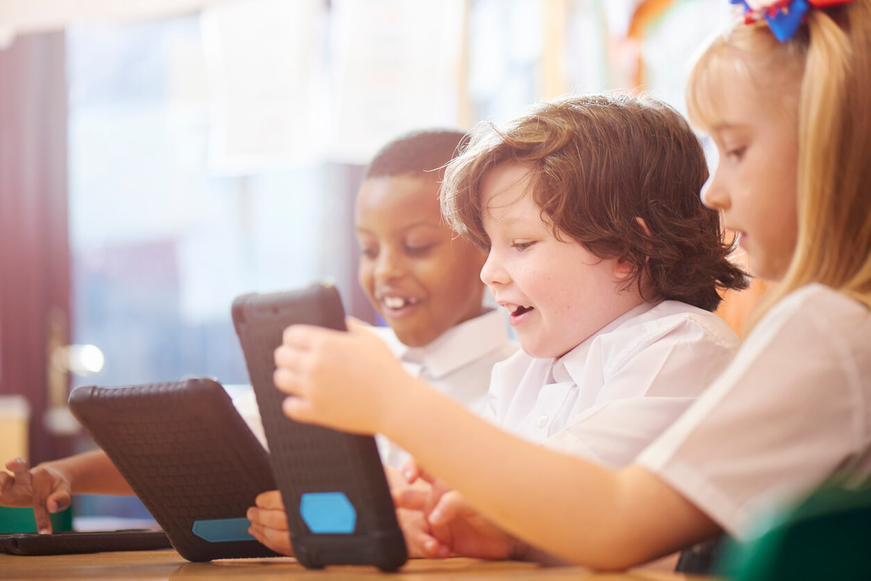 50 free lesson plans for KS1 and KS2