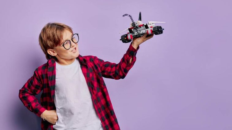 LEGO Challenge – Build to Order Lesson Plan incorporating LEGO Digital ...