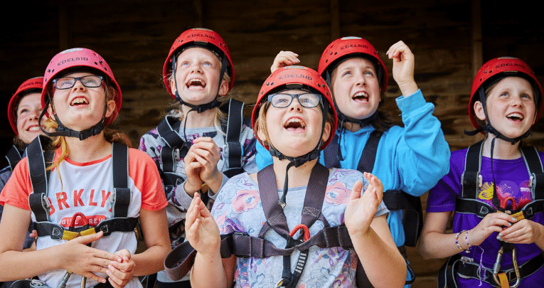 5 reasons to try... a PGL adventure - Teachwire